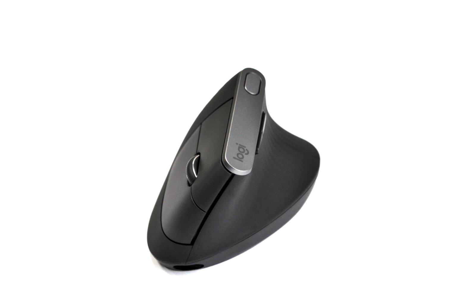 Logitech MX Vertical - ergonomiska pele radošajiem profesionāļiem ...